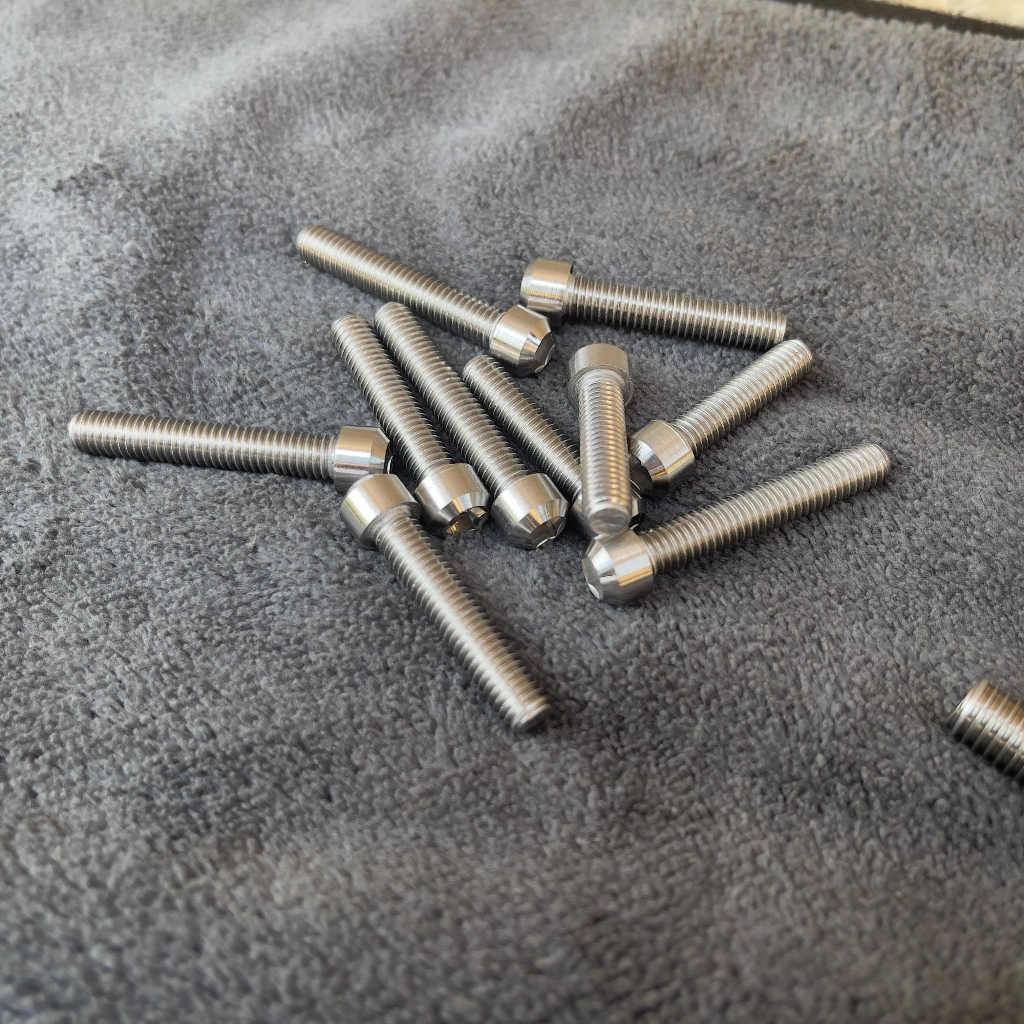 Jual baut m5,baut 8 L stainless custom titanium handmade Custom Bubut ...