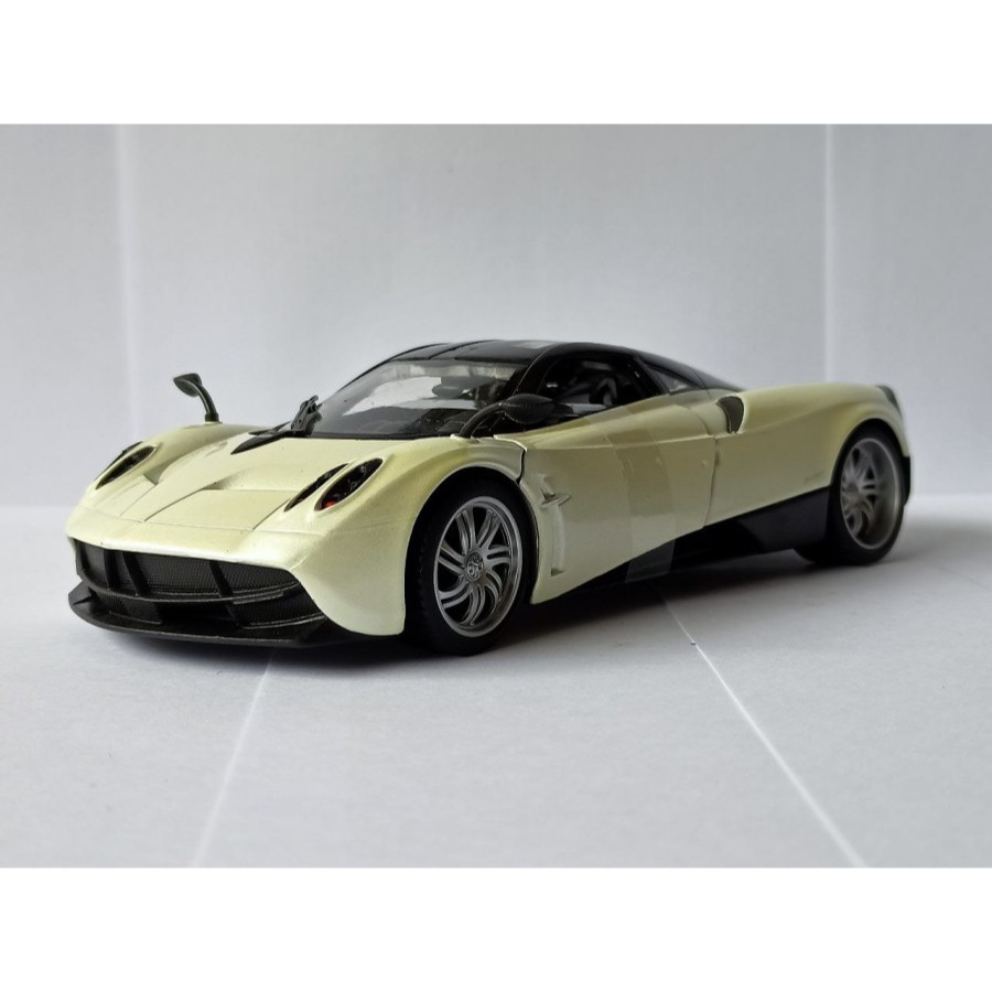 Jual Diecast Mobil Pagani Huayra putih Welly 1:24 mobil mainan koleksi ...