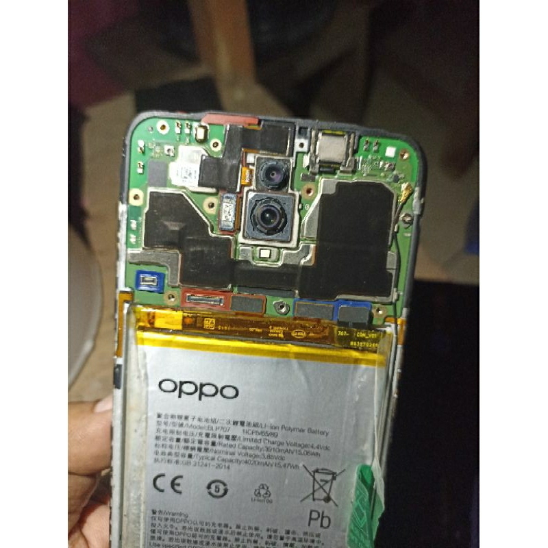 Jual dapet unit utuh Oppo f11 minus lcd+housing agak jelek (mesin jamin ...