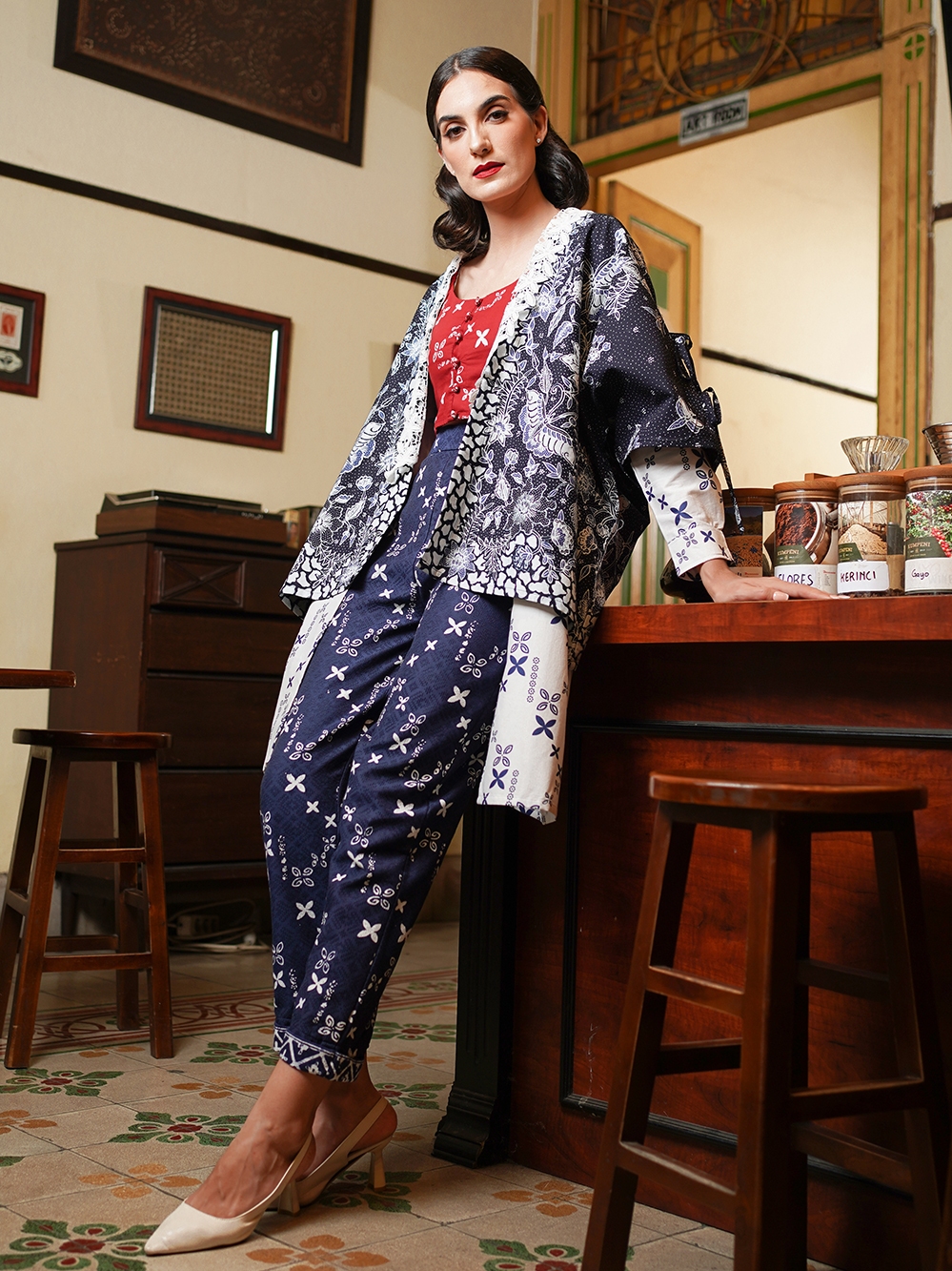 Jual Batik ENOM - Gempita - Batik Wanita Premium Set Cahyadewi Series ...