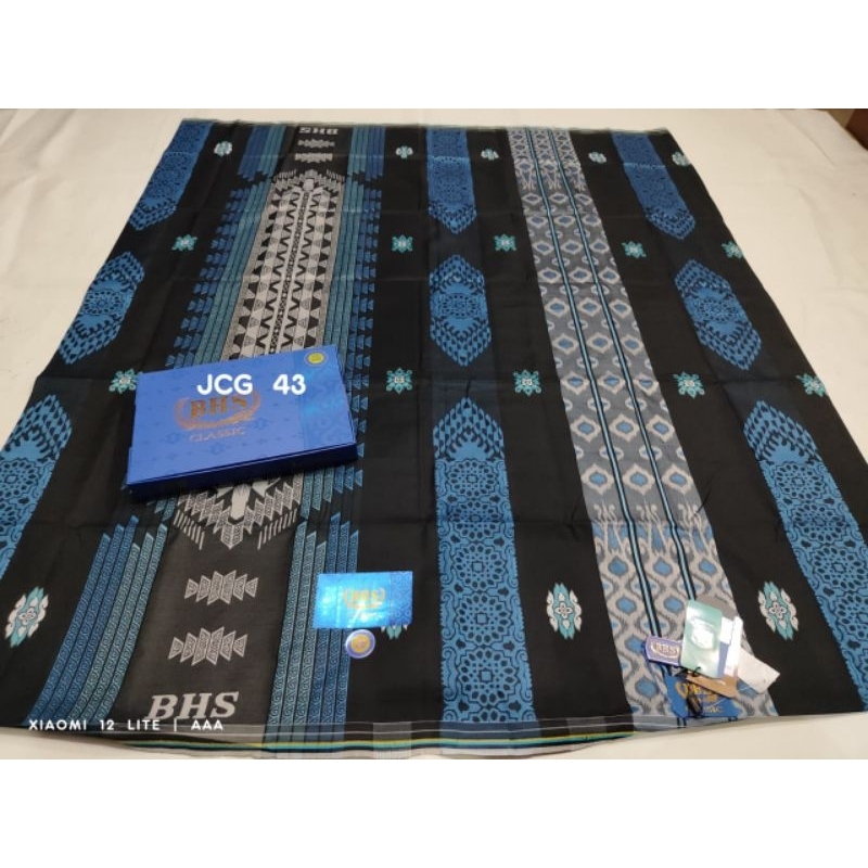 Jual Sarung BHS Classic JACQUARD Motif JGD JGF JGA JGM JGE JSK JGL JGB GOLD | Shopee Indonesia