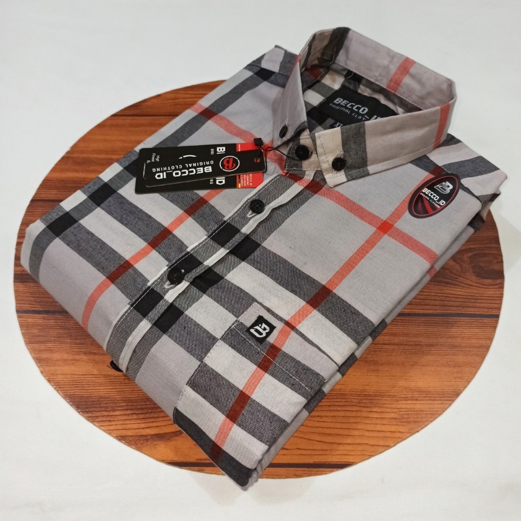 Jual kemeja pria motif kotak garis lengan pendek kualitas premium ... Jual kemeja pria motif kotak garis lengan pendek kualitas premium ...