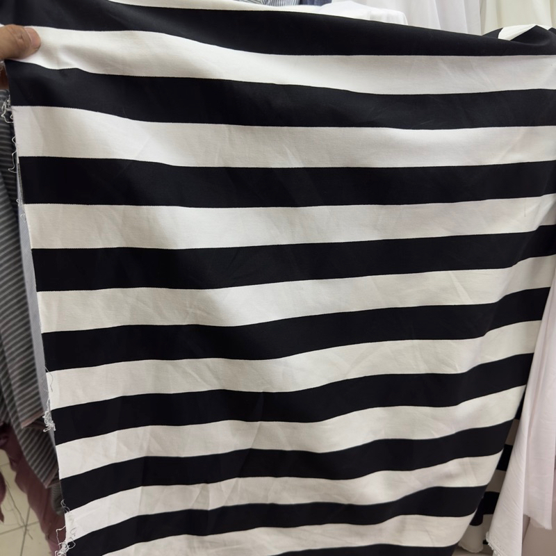 Jual kain katun Twill stretch tebal import garment ( harga tertera per ...
