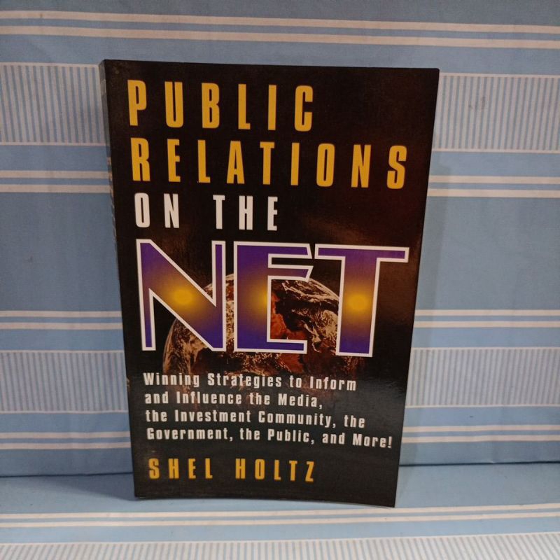 Jual IMPORT: PUBLIC RELATIONS ON THE NET by shel holtz | Shopee Indonesia