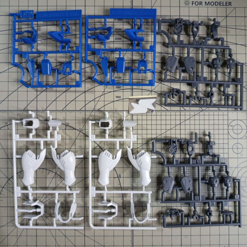 Jual BANDAI HGCE 1/144 HG RISING FREEDOM GUNDAM PARTS LEGS PART LEG UNIT | Shopee Indonesia
