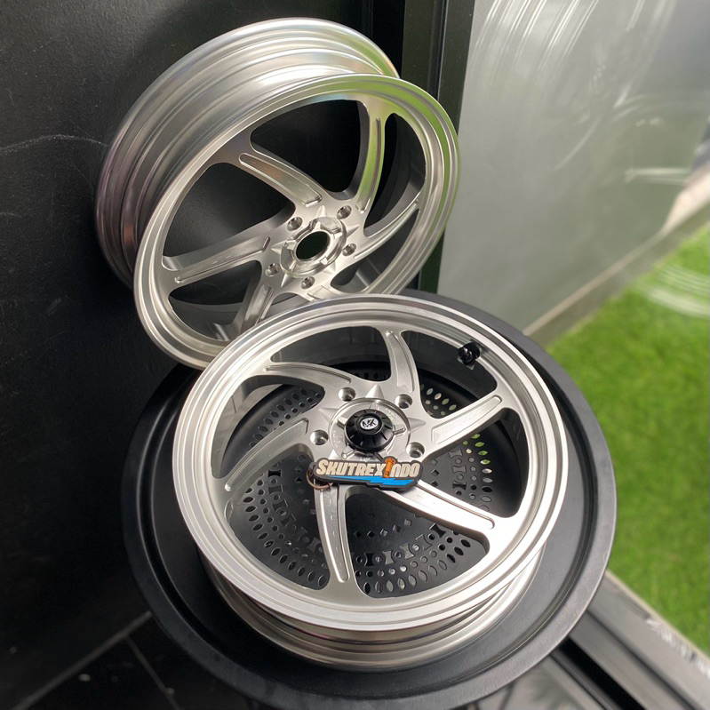 Jual Velg MK Factory MK9 12” Vespa Sprint Primavera GTS GTV | Shopee ...