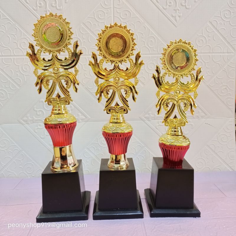 Jual PIALA TROPHY TIPE 260 figure / Mendali /juara / penghargaan ...