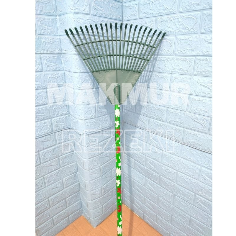 Jual Sapu Cakar / Sapu Garuk Tebal Sudah Termasuk GAGANG | Shopee Indonesia