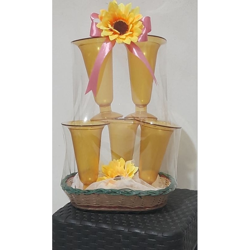 Jual parcel tupperware imut | Shopee Indonesia