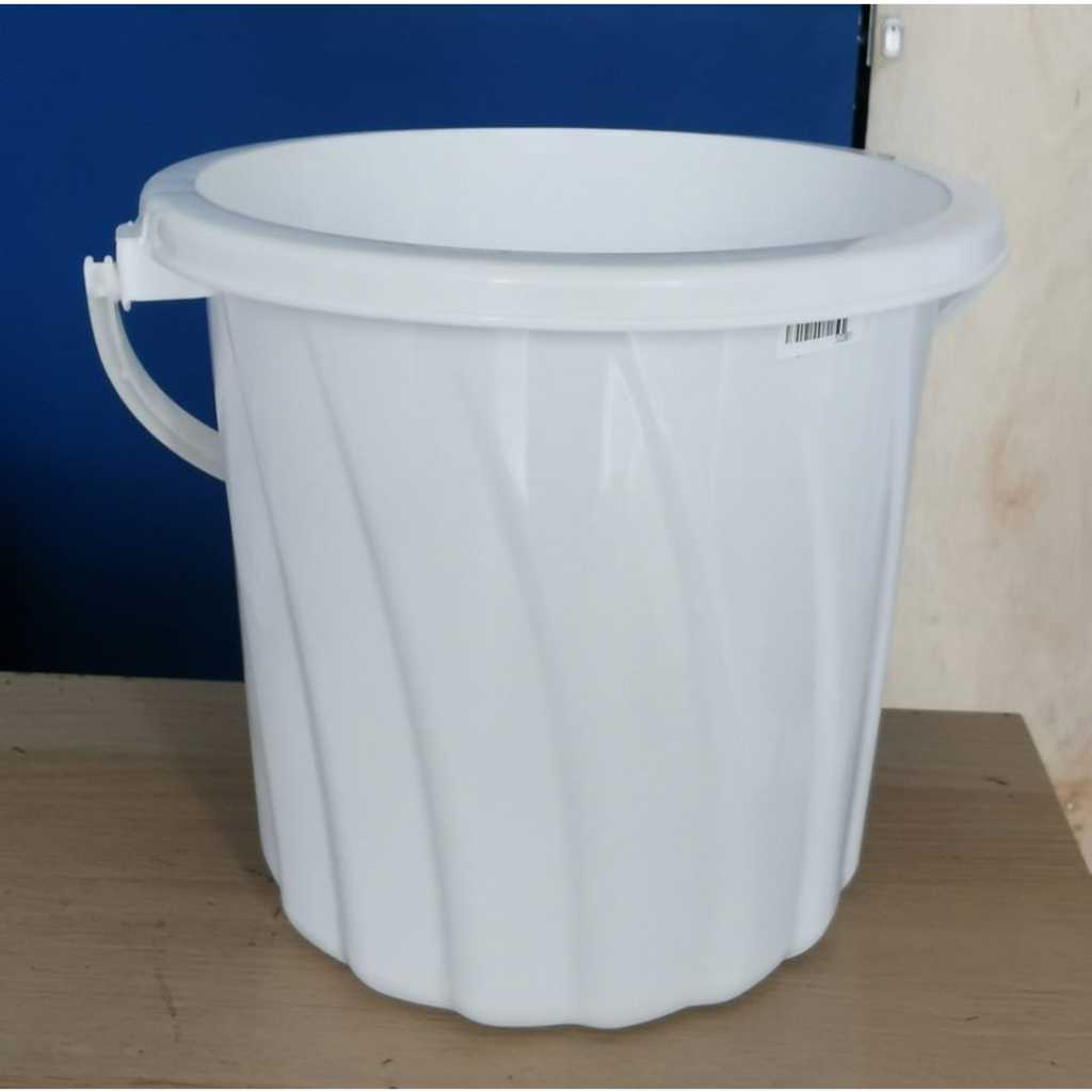 Jual Bathroom Bucket 12L White - Ember Putih | Shopee Indonesia