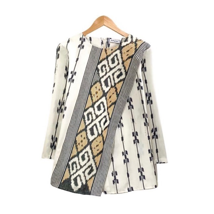 Jual Blouse Batik Tenun Modern Atasan Wanita Kerja Baju Tenun Etnik | Shopee Indonesia