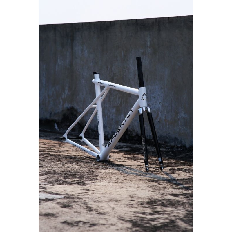 Jual FRAMESET ARDENTLY GRAN TURISMO | Shopee Indonesia