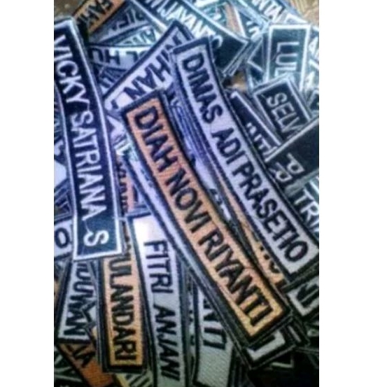 Jual nama dada anak sekolah/papan nama/tag nama | Shopee Indonesia