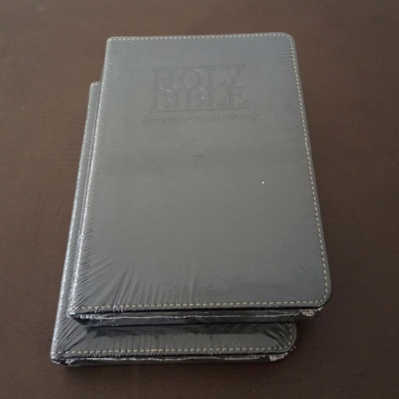 Jual Alkitab TB2 054 NIV Compact Holy Bible Bahasa Inggris | Shopee ...