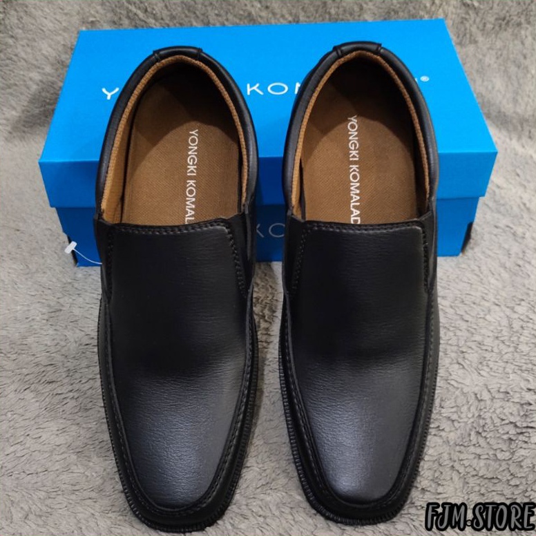 Jual KODE F8X2 HARGA PROMO SEPATU PANTOFEL YONGKI KOMALADI SEPATU ...