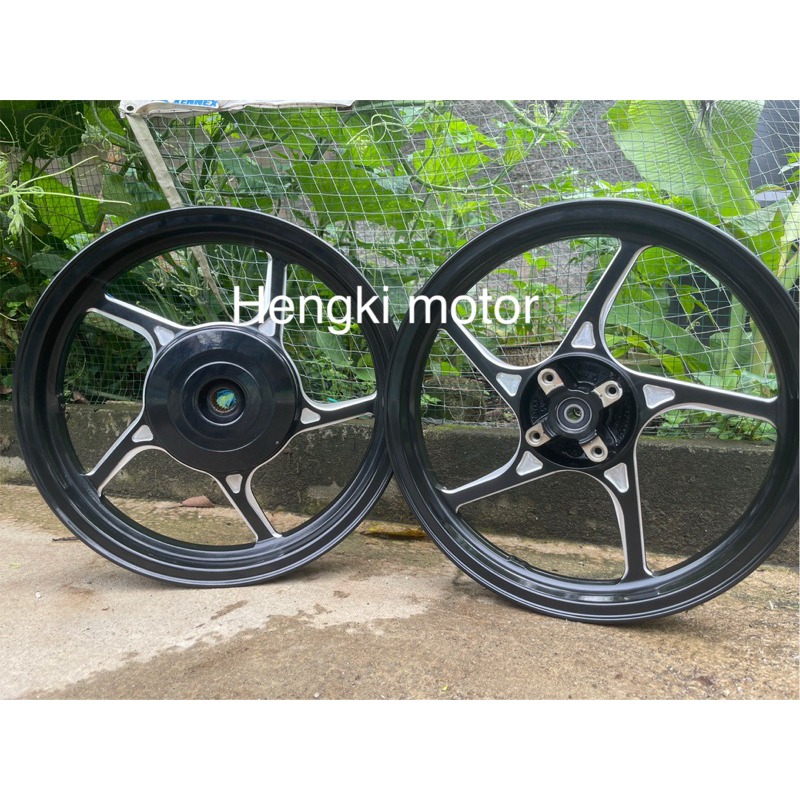Jual velg racing palang prime untuk beat,scoopy,vario 110,Spacy,Genio,vario 125/150 uk 185 ...