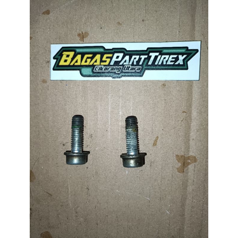 Jual baut kaliper depan Tiger Revo Megapro tirev tilas tilam MP original copotan | Shopee Indonesia