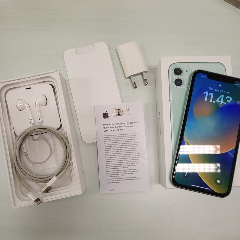Jual Apple iPhone 11 64GB resmi ex iBox (BOOKED) | Shopee Indonesia