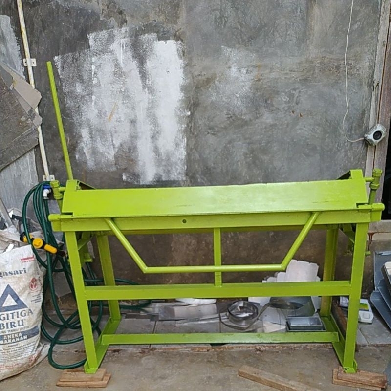 Jual Alat Tekuk Plat Manual / Bending Manual / Penekuk Plat presisi 130 ...