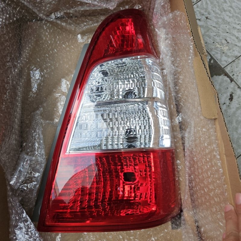 Jual stoplamp stop lamp lampu belakang kijang grand innova 2011 2012 ...