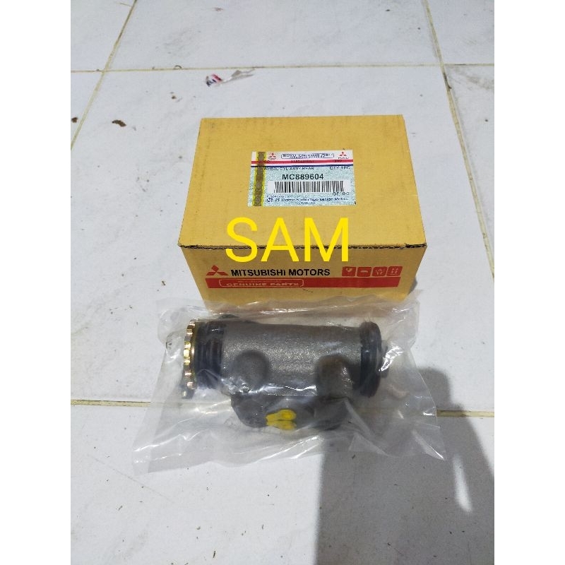 Jual MASTER REM RODA BELAKANG KIRI CANTER PS125 TURBO ADA NEPEL ...