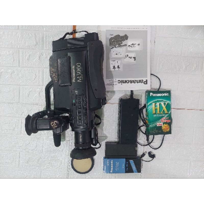Jual Panasonic VHS M3000 video Camera vintage jadul. langka | Shopee ...
