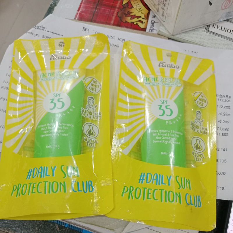 Jual Fanbo Hybrid Sunscreen For Acne Skin spf 35PA++ | Shopee Indonesia