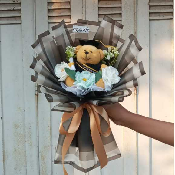 Jual BUKET BONEKA WISUDA / BUKET WISUDA / BUCKET BUNGA PALSU ...