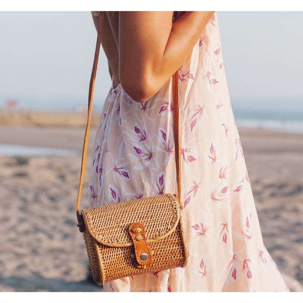 Jual Tas dompet mini rotan crossbody bag rattan slempang anyam rotan ...