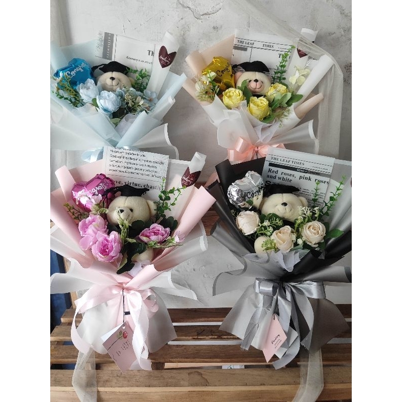Jual BUKET WISUDA CEWEK DAN COWOK, Bucket boneka wisuda, buket bunga ...