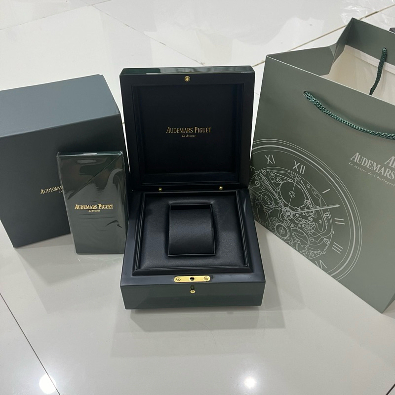 Jual KOTAK BOX JAM AP ORI BOX JAM FULL SET AUDEMARS PIGUET BESAR ...