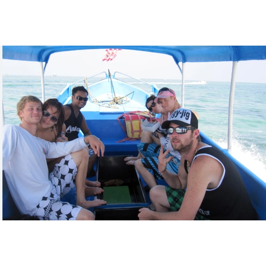 Jual Glass Bottom Boat & Turtle Island Bali | Shopee Indonesia