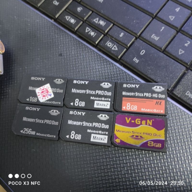 Jual Stik ProDuo memory PSP Magic gate Kondisi sudah Tested | Shopee ...