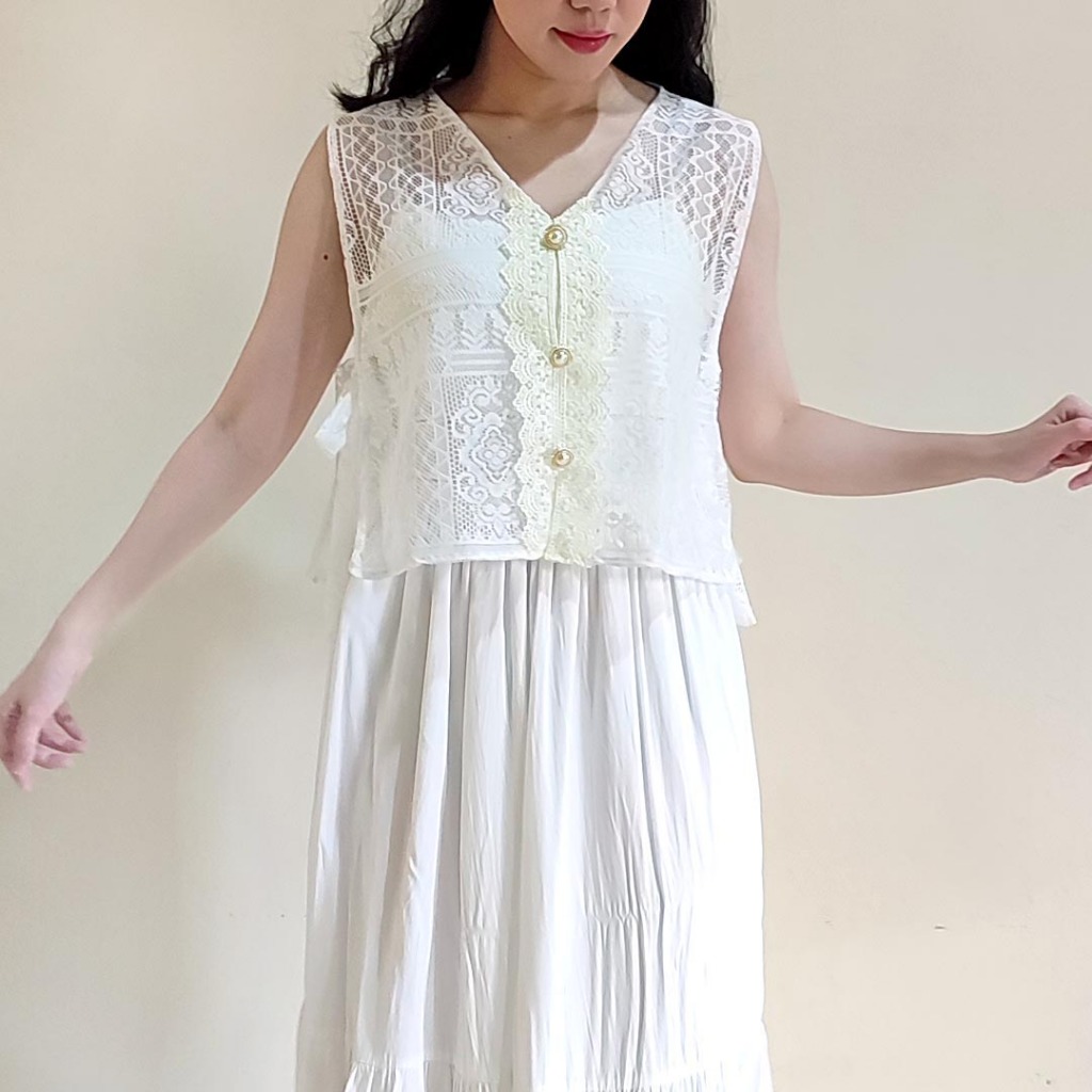 Jual Lace vest by Petite Pals Studio / vest rompi renda / outer wanita ...