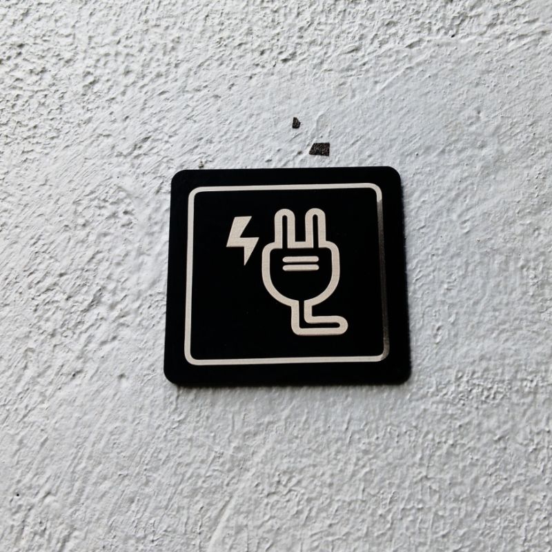 Jual sign papan tanda colokan listrik - sign k3 safety colokan listrik ...