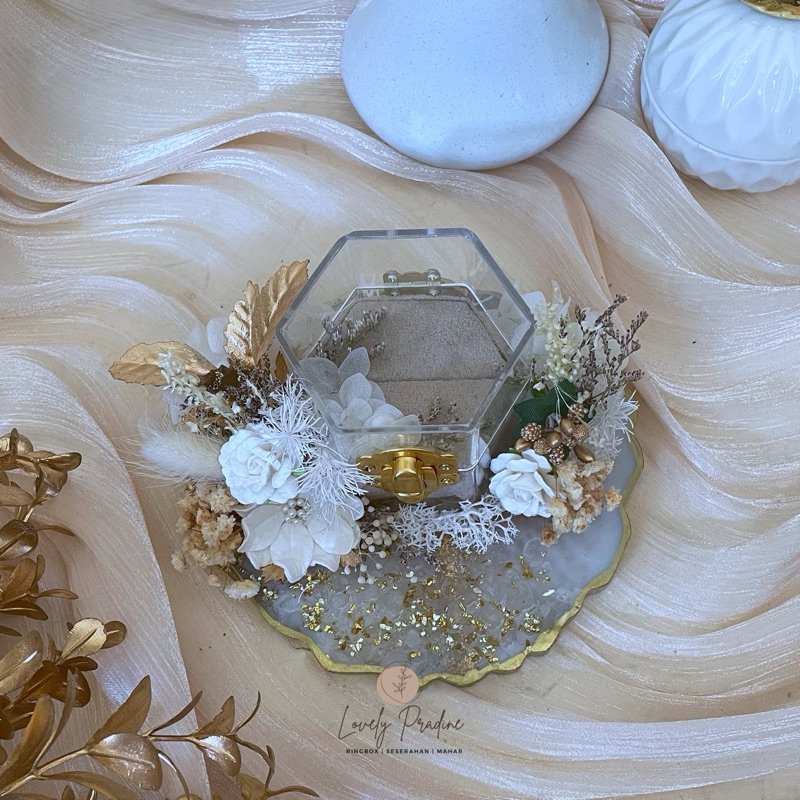 Jual Ring Box Kotak Cincin Resin Tunangan Lamaran Nikah / Mahar ...