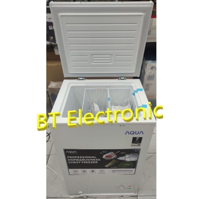 Jual Chest Freezer AQUA AQF-110FA / AQF110 Box Pembeku 100 Liter ( 96 L ) | Shopee Indonesia