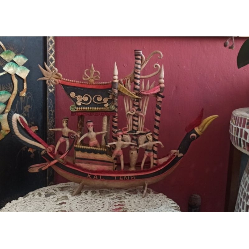 Jual Perahu Vintage Karya seni getah Nyatu buatan tangan seniman Dayak ...