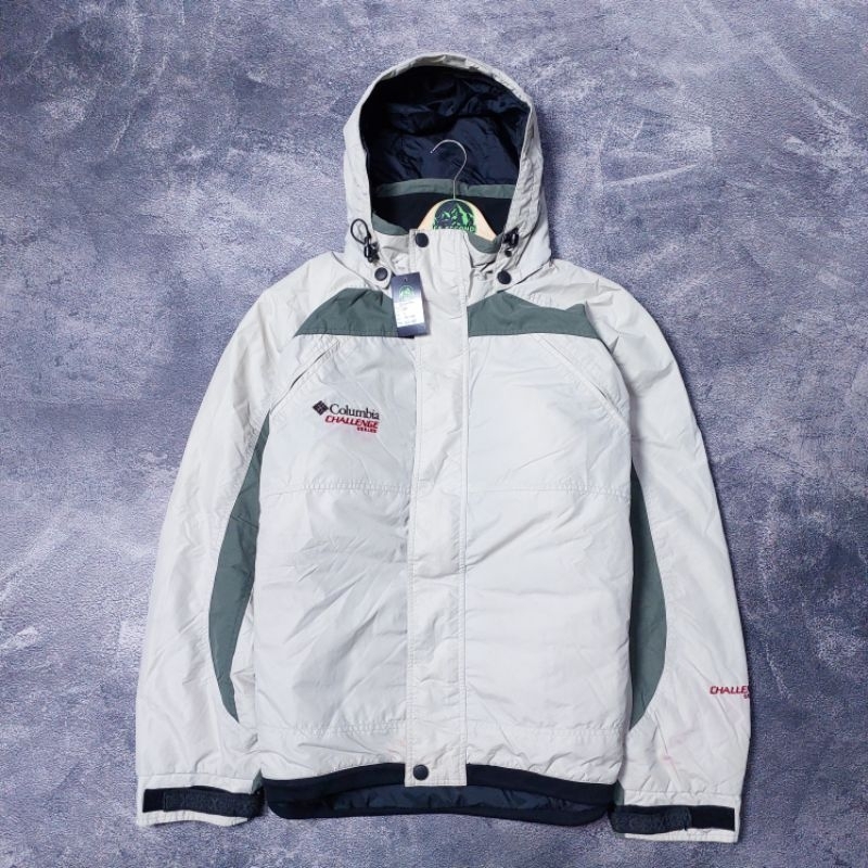Jual COLUMBIA CHALLENGE SERIES size L - jacket gunung outdoor second ...