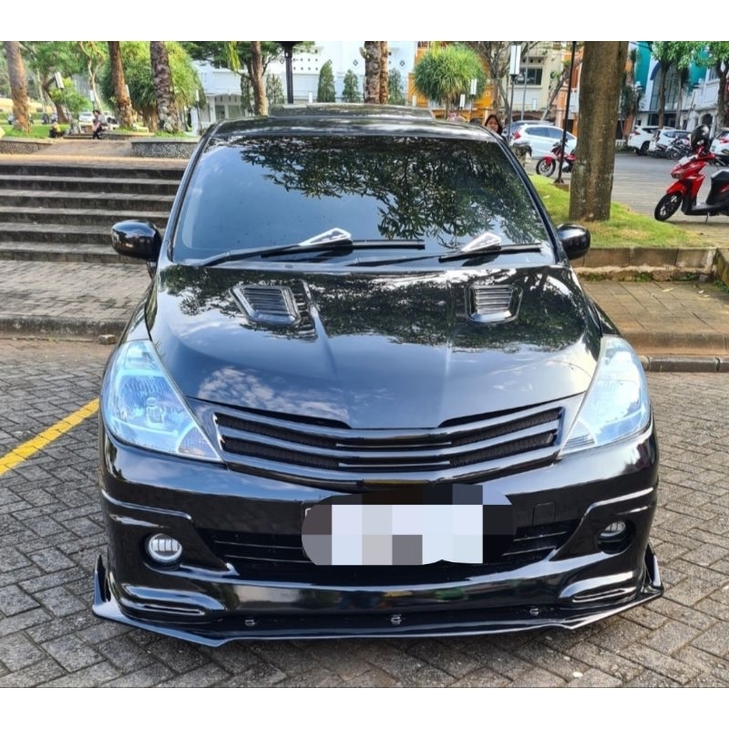 Jual Bodykit Nissan Latio Body Kit (Bahan Duraflex, Warna Foxy, Kondisi ...