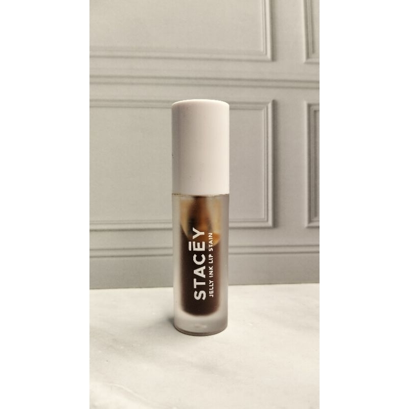 Jual preloved Stacey BUNDLING lip tint dan eyeliner | Shopee Indonesia