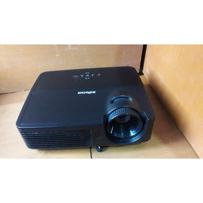 Jual PROYEKTOR INFOCUS IN112 + HDMI CONVERTER | Shopee Indonesia