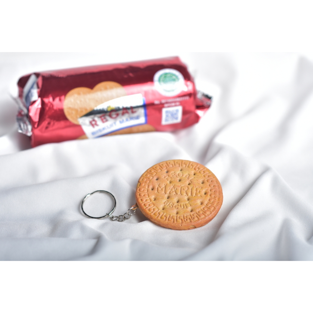 Jual Gantungan Kunci Roti Marie | Shopee Indonesia