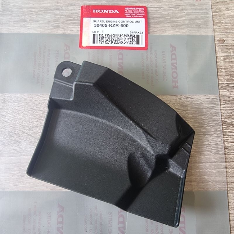 Jual Cover penutup ecu guard engine control unit honda vario 125 150 ...