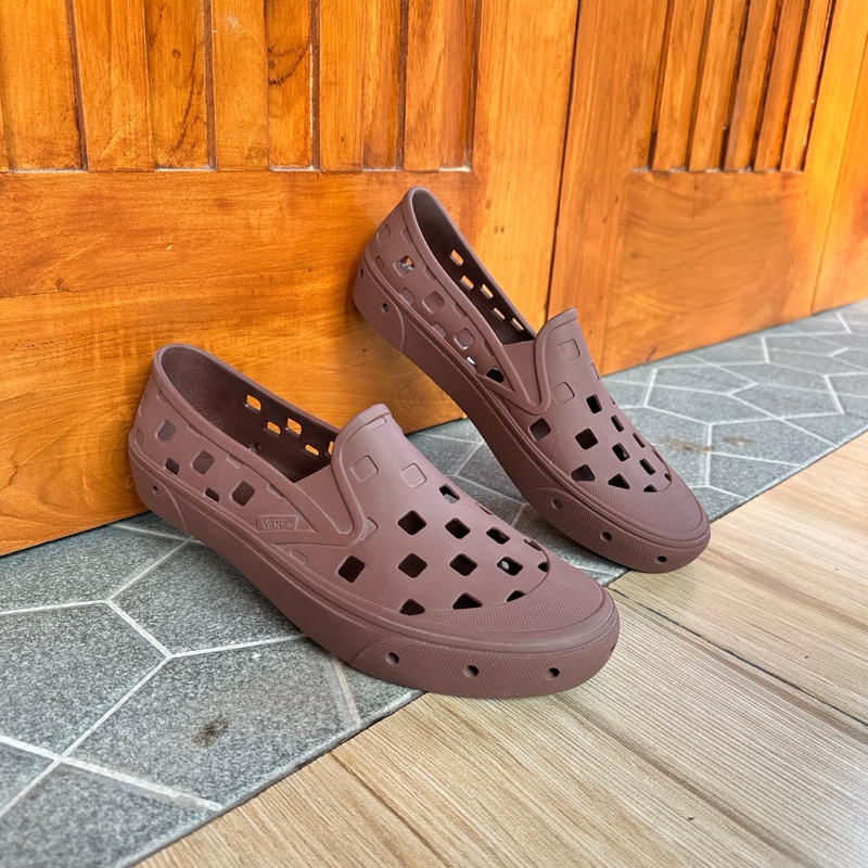 Jual Vans Slip On Trk Root Beer | Shopee Indonesia