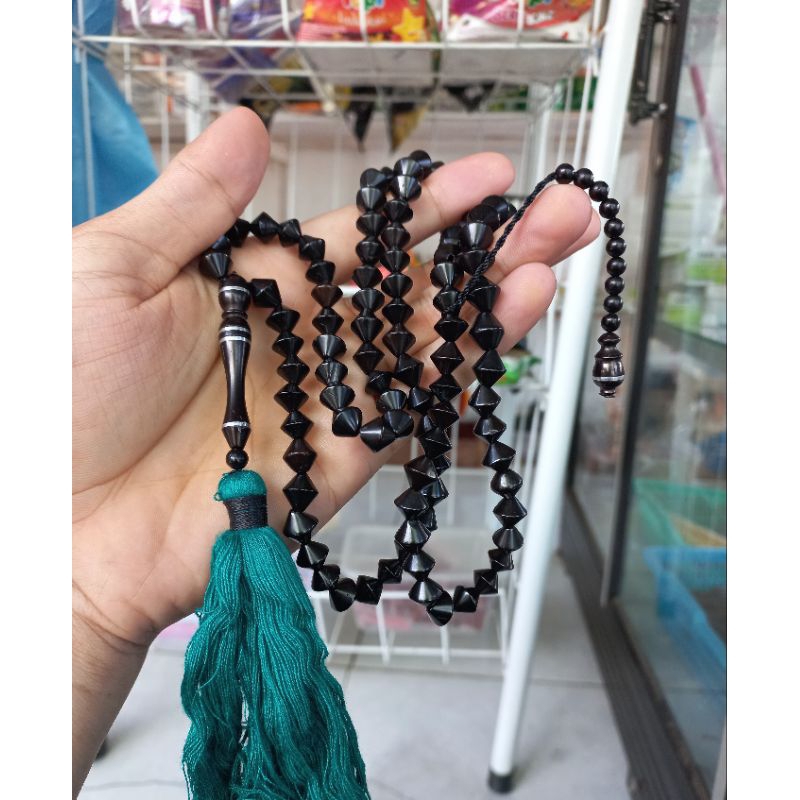 Jual TASBIH KAOKAH HITAM MENGKILAT PAKAI RUMBAI | Shopee Indonesia