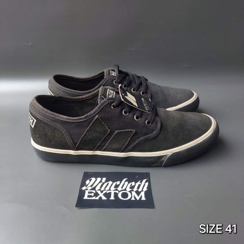 Jual Macbeth Langley X Tom Delonge | Shopee Indonesia