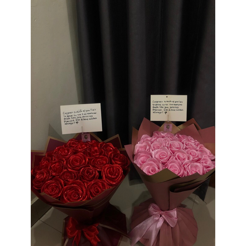 Jual bucket flowers satin (27 tangkai) | Shopee Indonesia