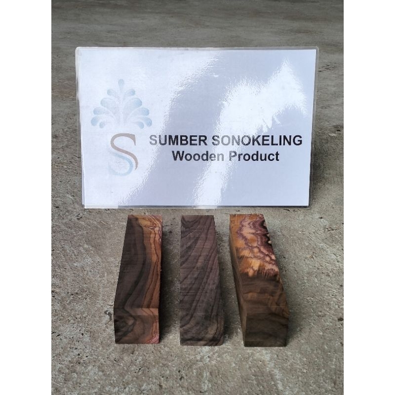 Jual Kayu SONOKELING (motif akar) Tebal 4cm Lebar 4cm panjang 20cm ...