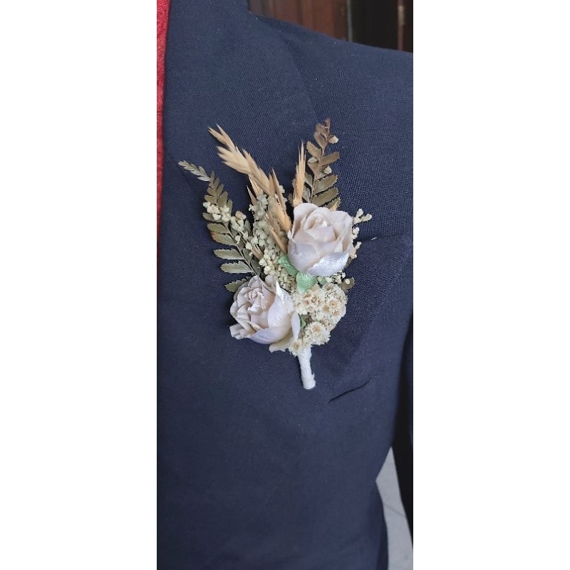 Jual Bungaa jas corsage pin bros panitia bunga sumdok | Shopee Indonesia